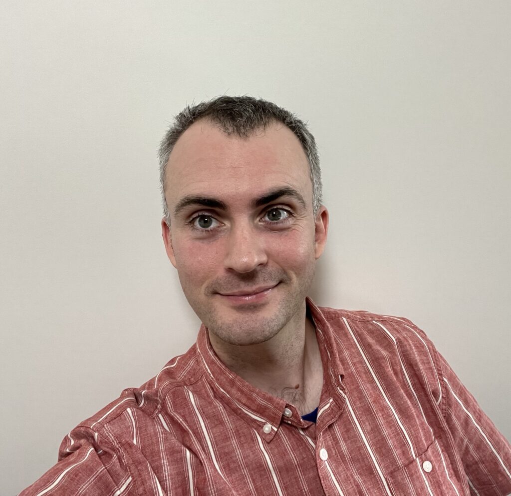 Alexander Michaelson – International Communications + Creative Projects